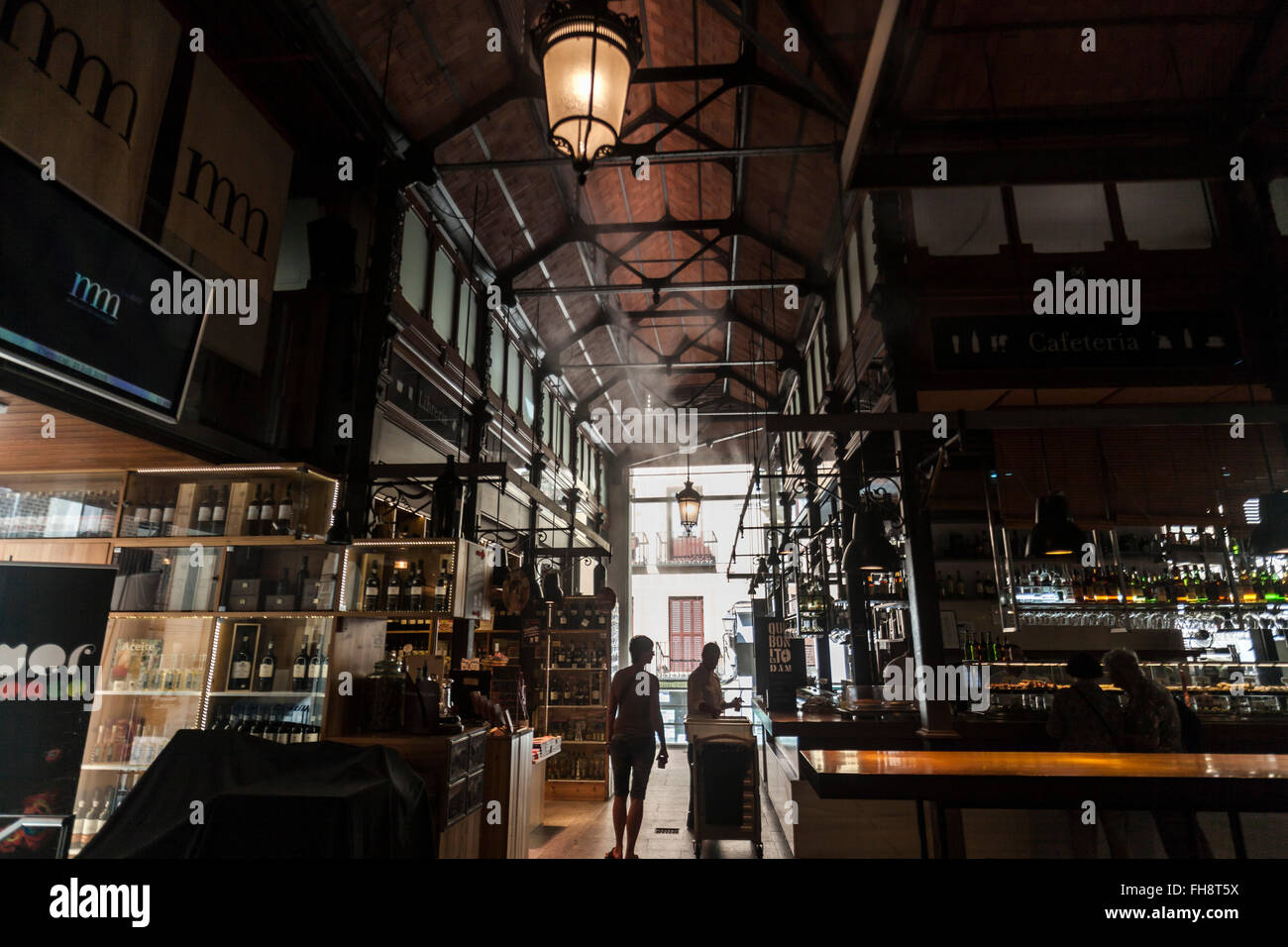 Tienda interior comercial hi-res stock photography and images - Alamy