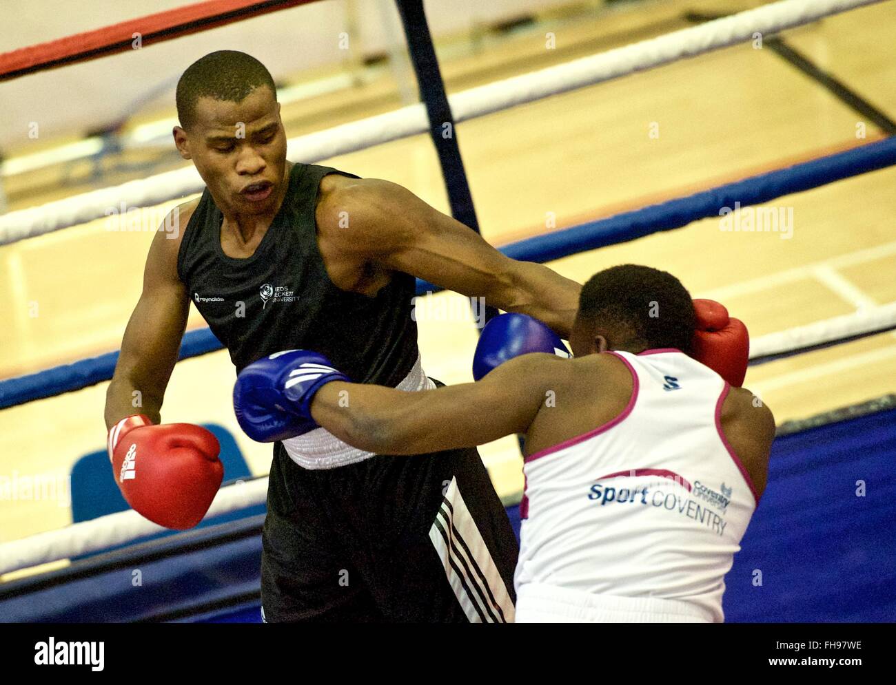 Ponds forge sports centre hi-res stock photography and images - Alamy