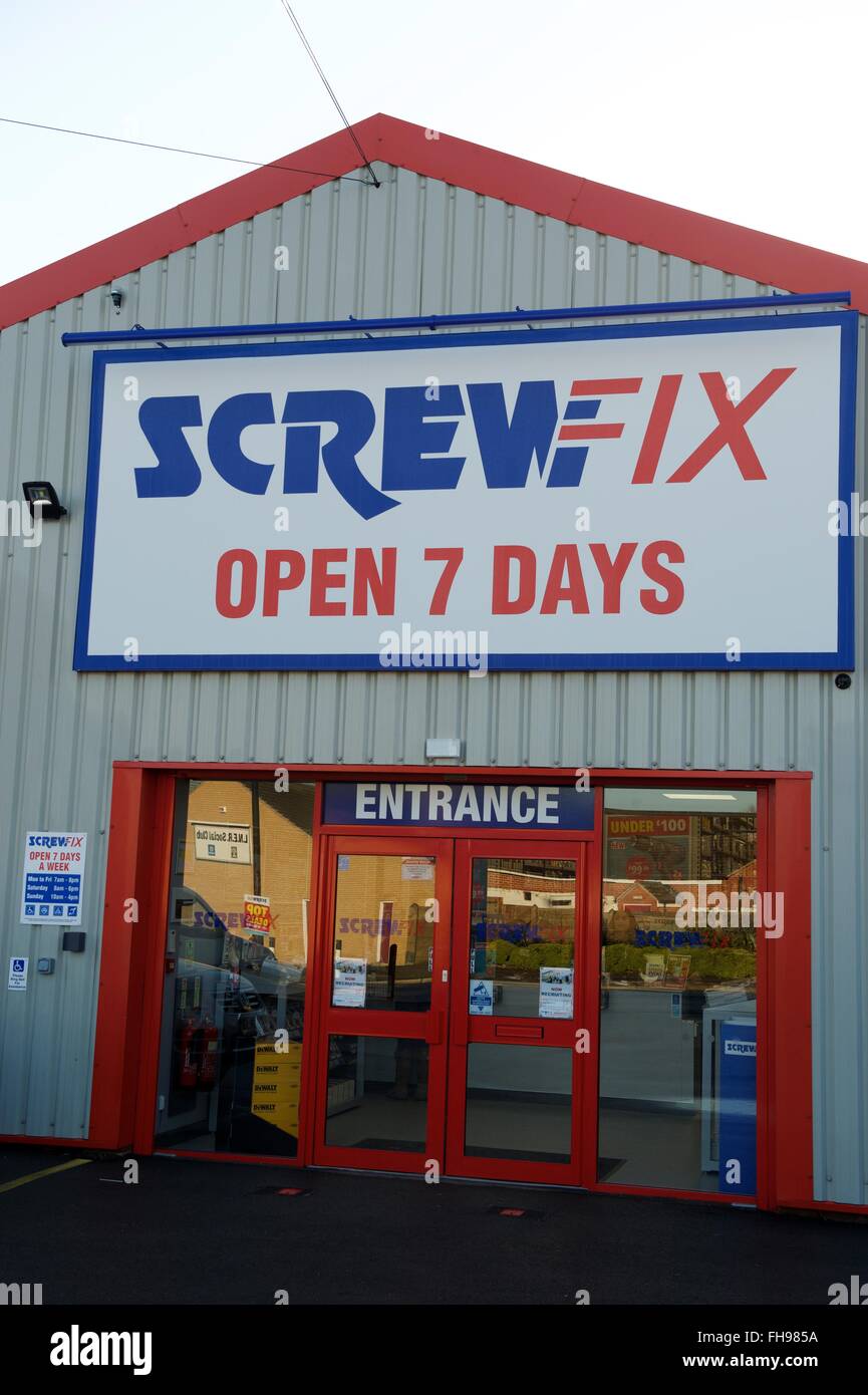 Screwfix shop hi-res stock photography and images - Alamy
