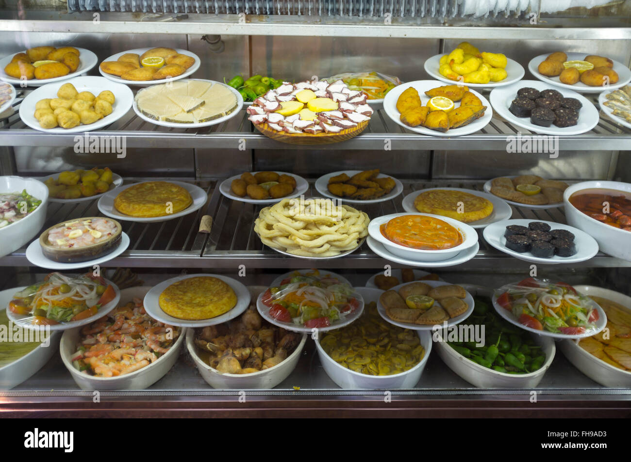 Tapas display hi-res stock photography and images - Alamy