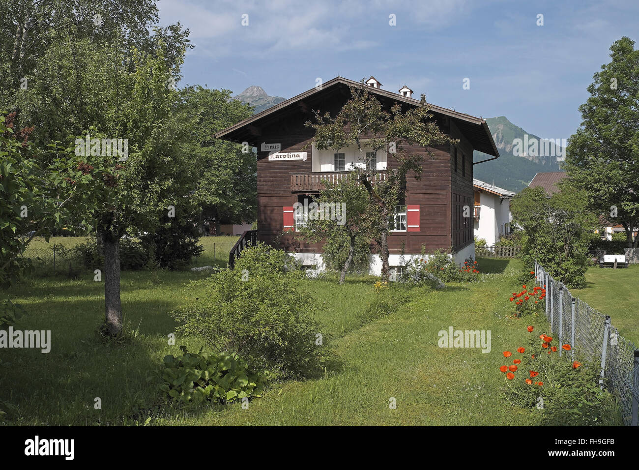 Traditional austrian house hi-res stock photography and images - Alamy