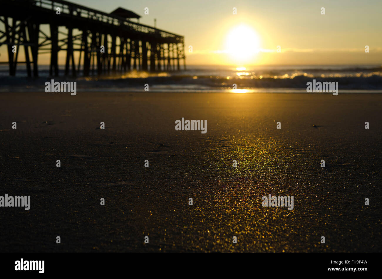Shimmer sand hi-res stock photography and images - Alamy