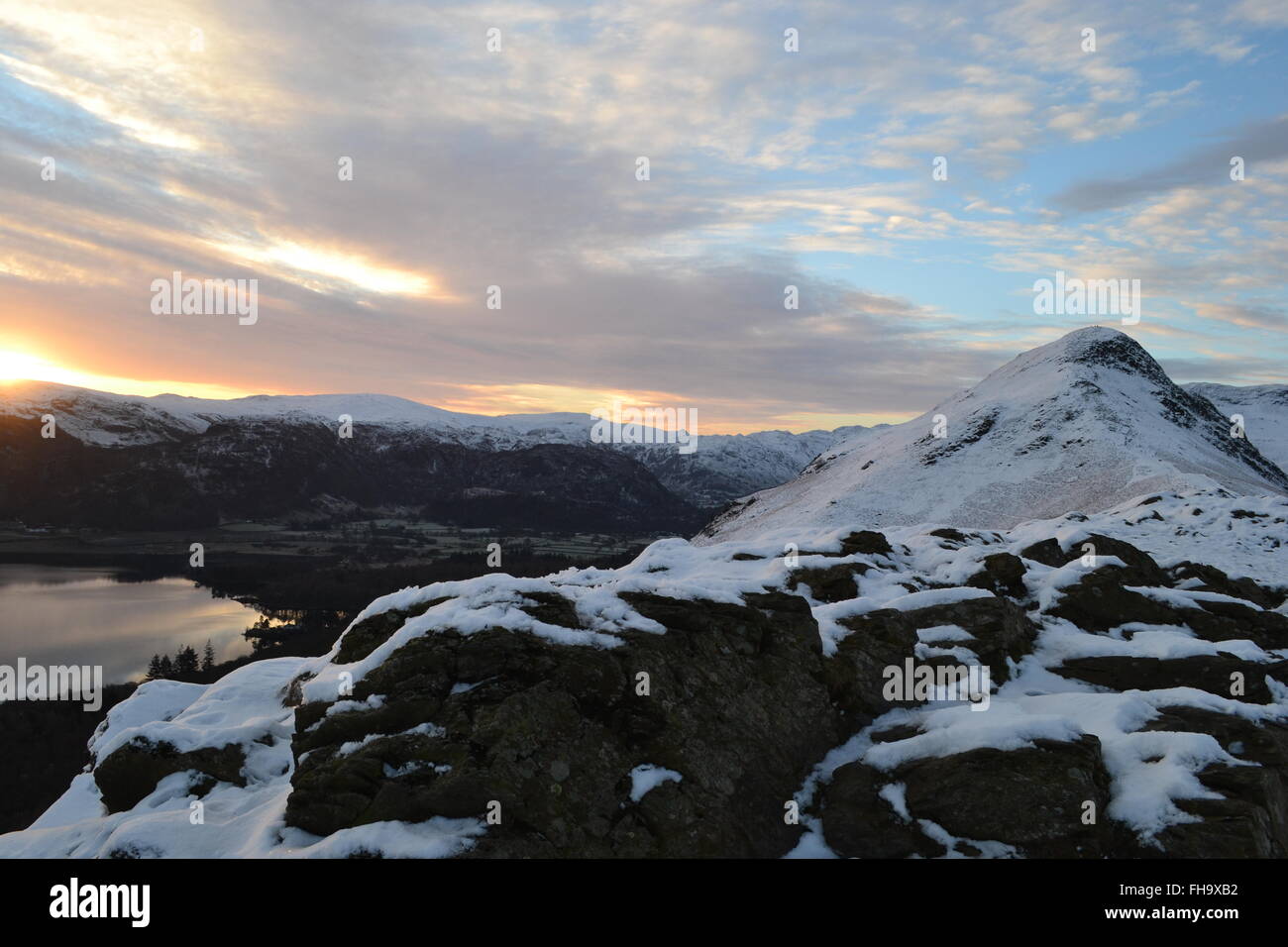 Maiden Moor from Catbells at Sunrise with Derwentwater to the left ...