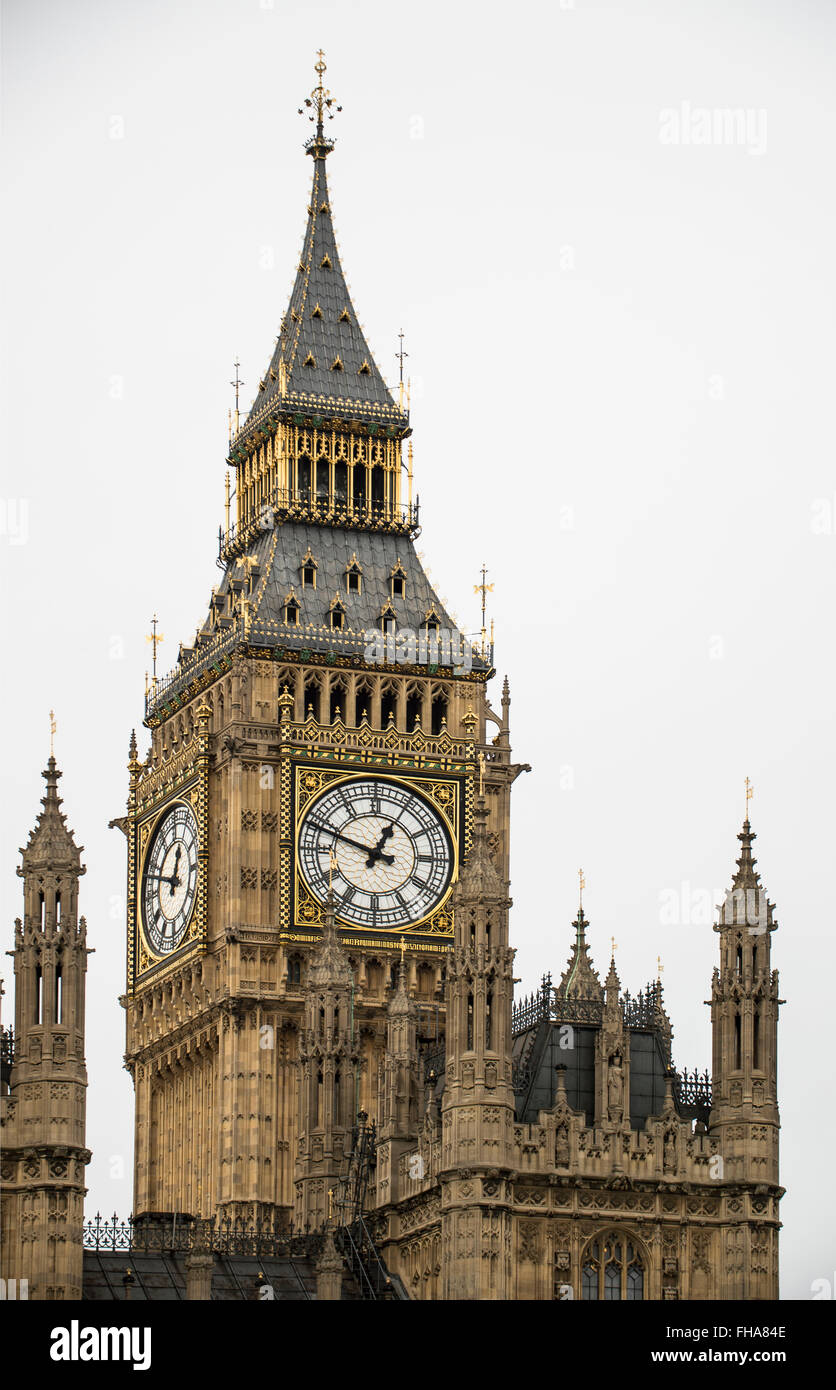 Big Ben London at 12.50am viewed from the River Thames looking up at ...