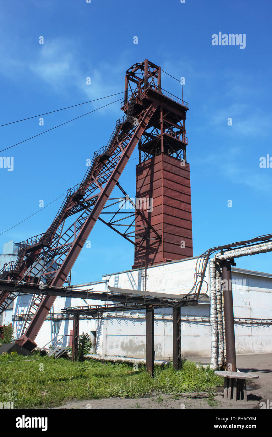 Frame and winch hi-res stock photography and images - Alamy