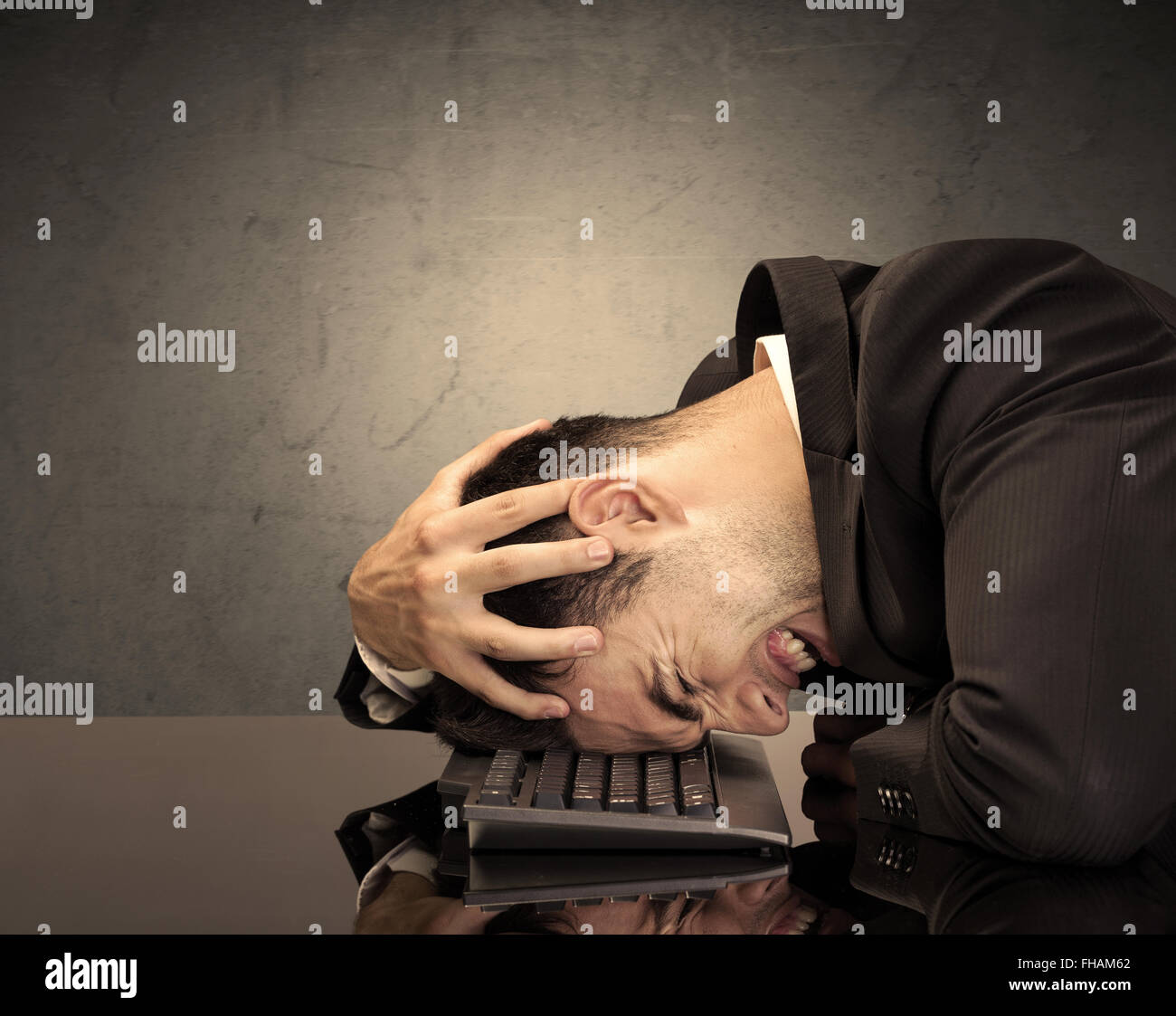 Businessmans hand pointing empty hi-res stock photography and images ...