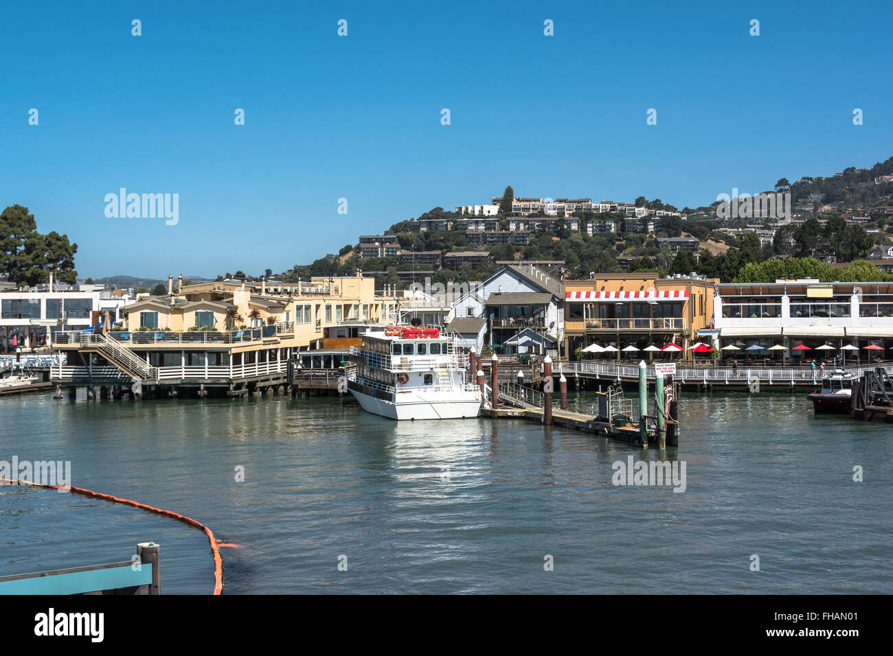 Tiburon hi-res stock photography and images - Alamy