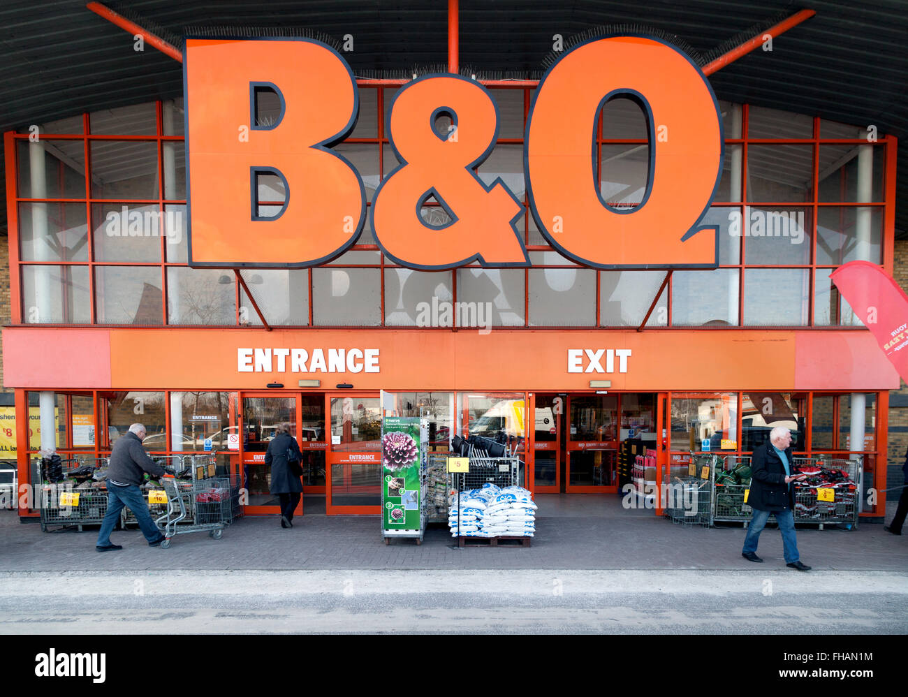 B&q store hi-res stock photography and images - Alamy