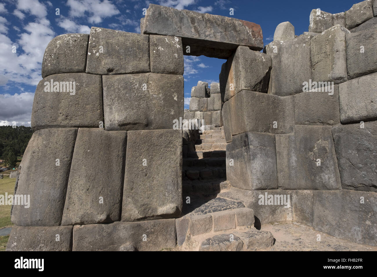 Door in Inca stonework of Sacsayhuaman, 15th century. Cuzco. Peru Stock ...