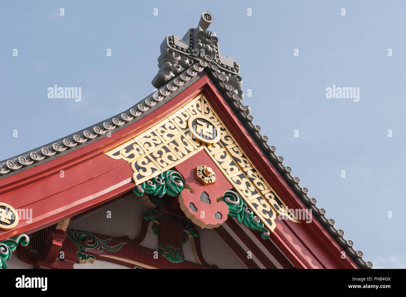 Roof detail of Hondō, main hall, Senso-ji, Buddhist temple, Asakusa ...