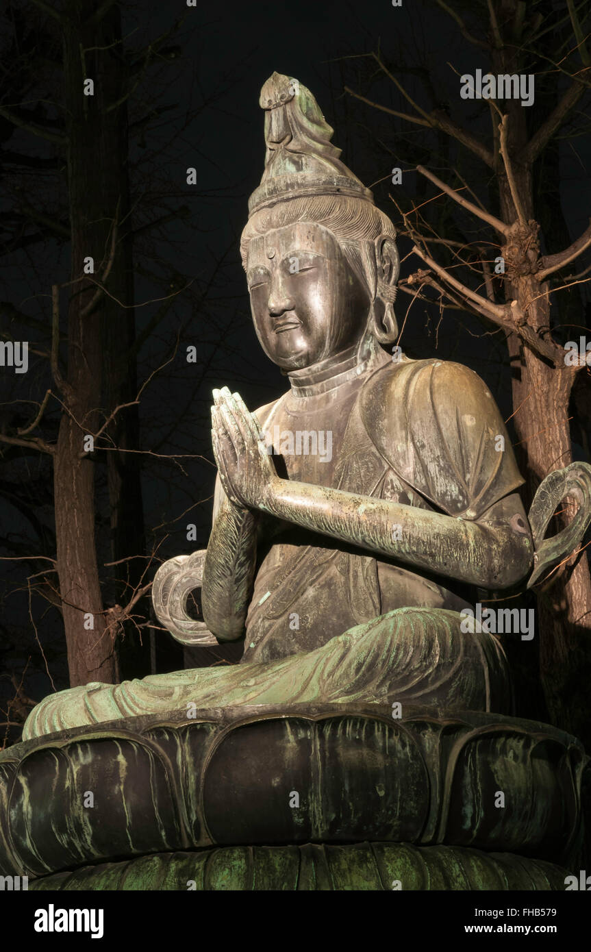Buddha statue senso ji temple asakusa hi-res stock photography and ...