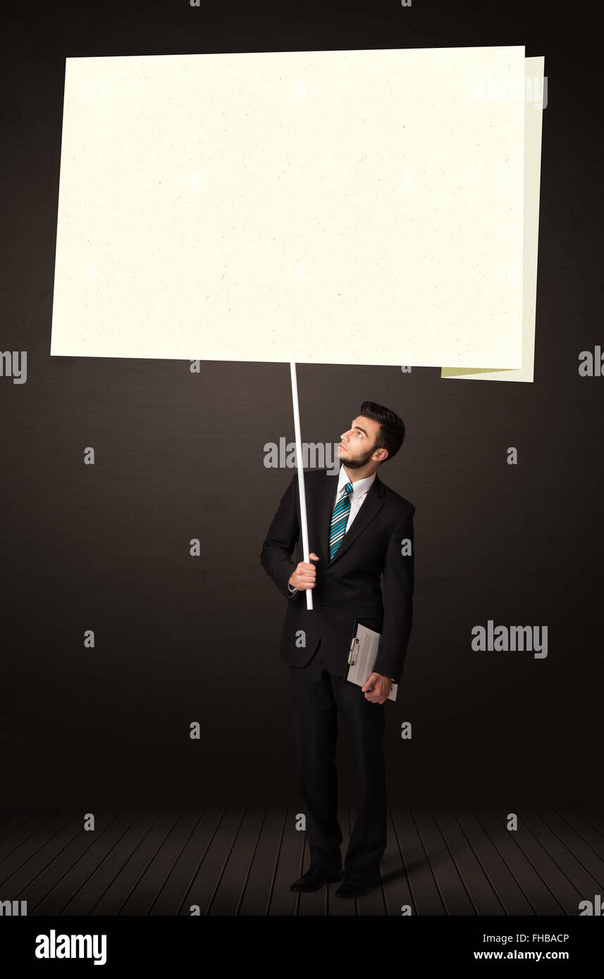Businessman with post-it paper Stock Photo - Alamy