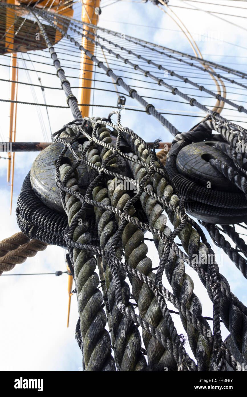 Low angle view of shrouds and ratlines of the main mast (middle mast ...