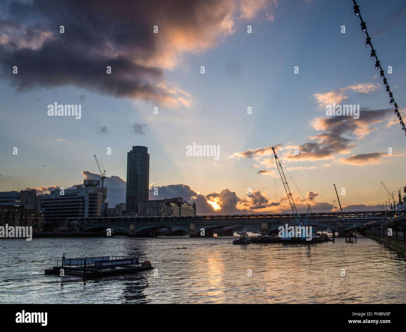 Waterloo bridge london eye in hi-res stock photography and images - Alamy