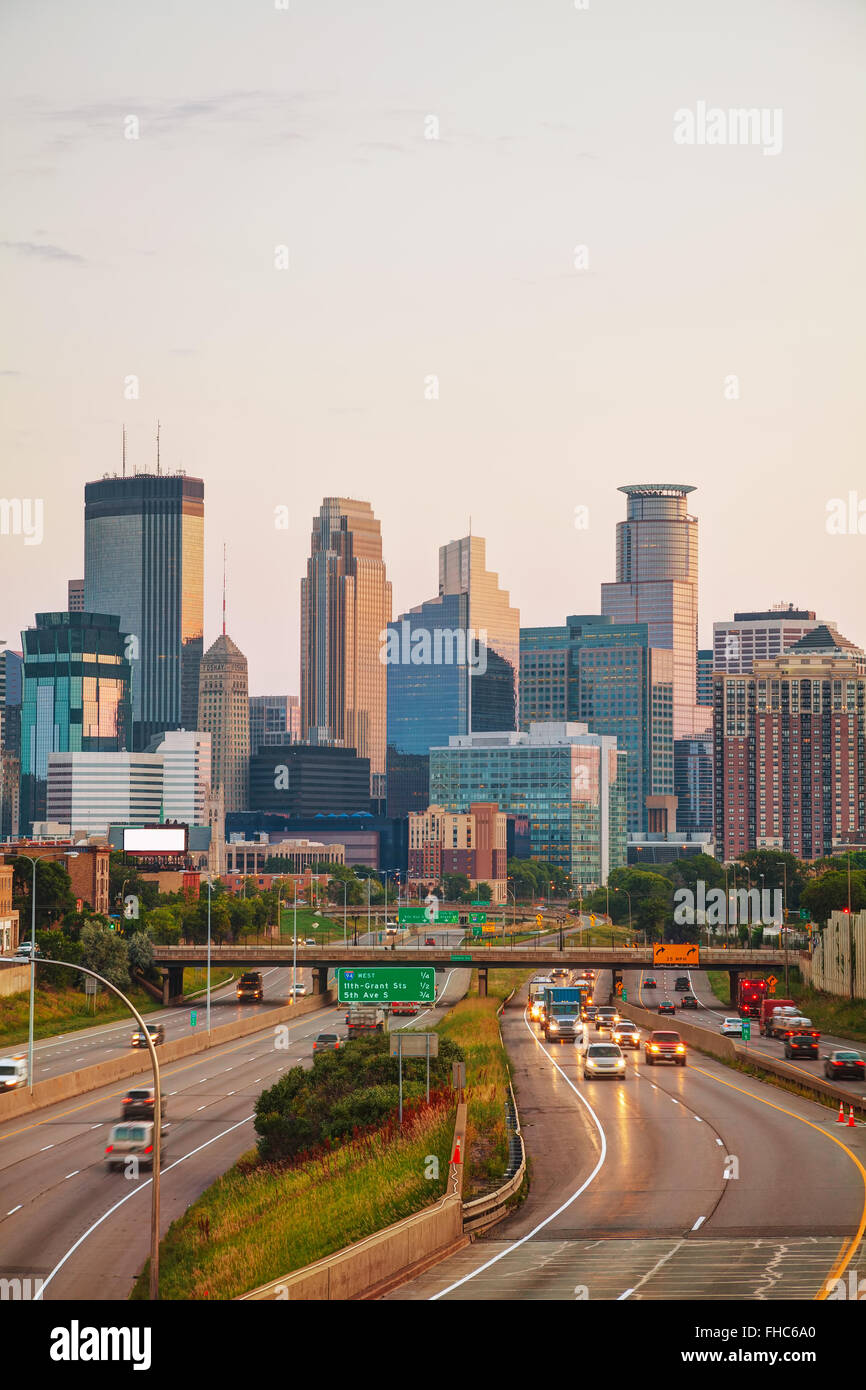 Downtown Minneapolis, Minnesota early in the morning Stock Photo - Alamy