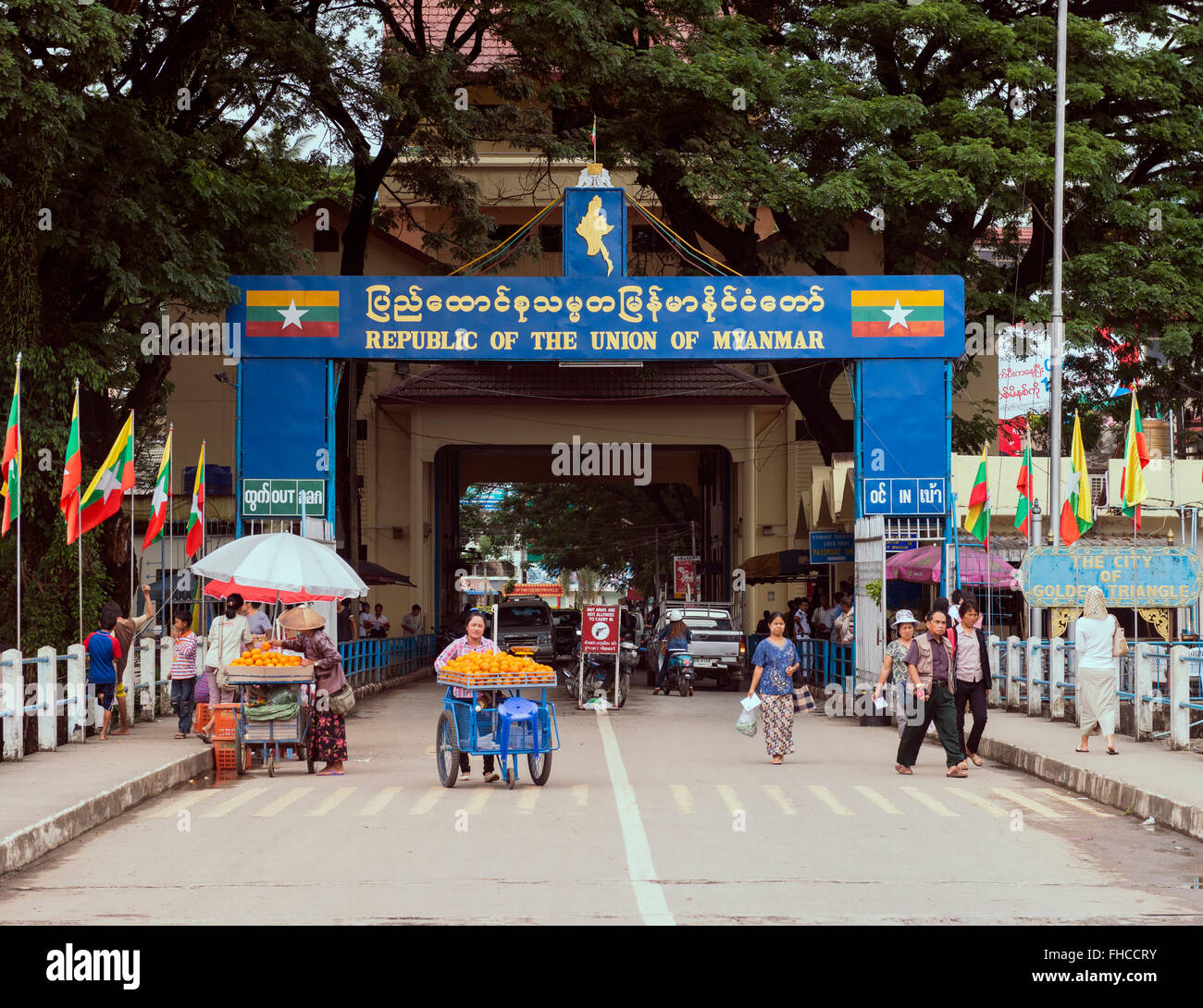 Passage border hi-res stock photography and images - Alamy