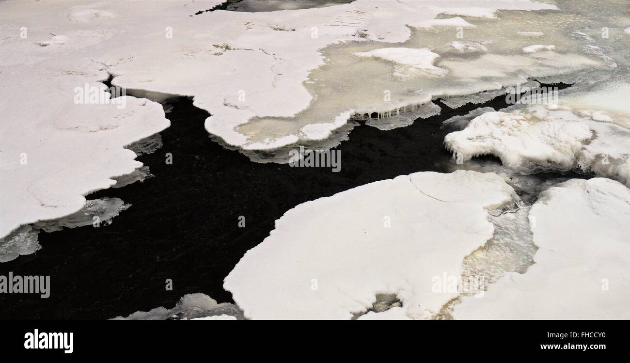 Thin layers ice on hi-res stock photography and images - Alamy