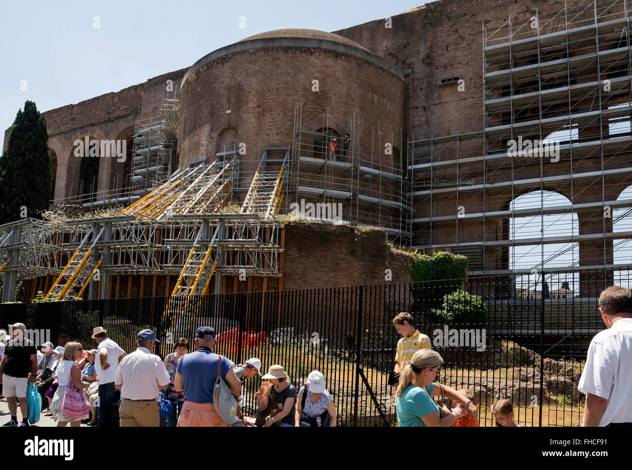 The new, third metro / subway line in Rome requires massive works to ...
