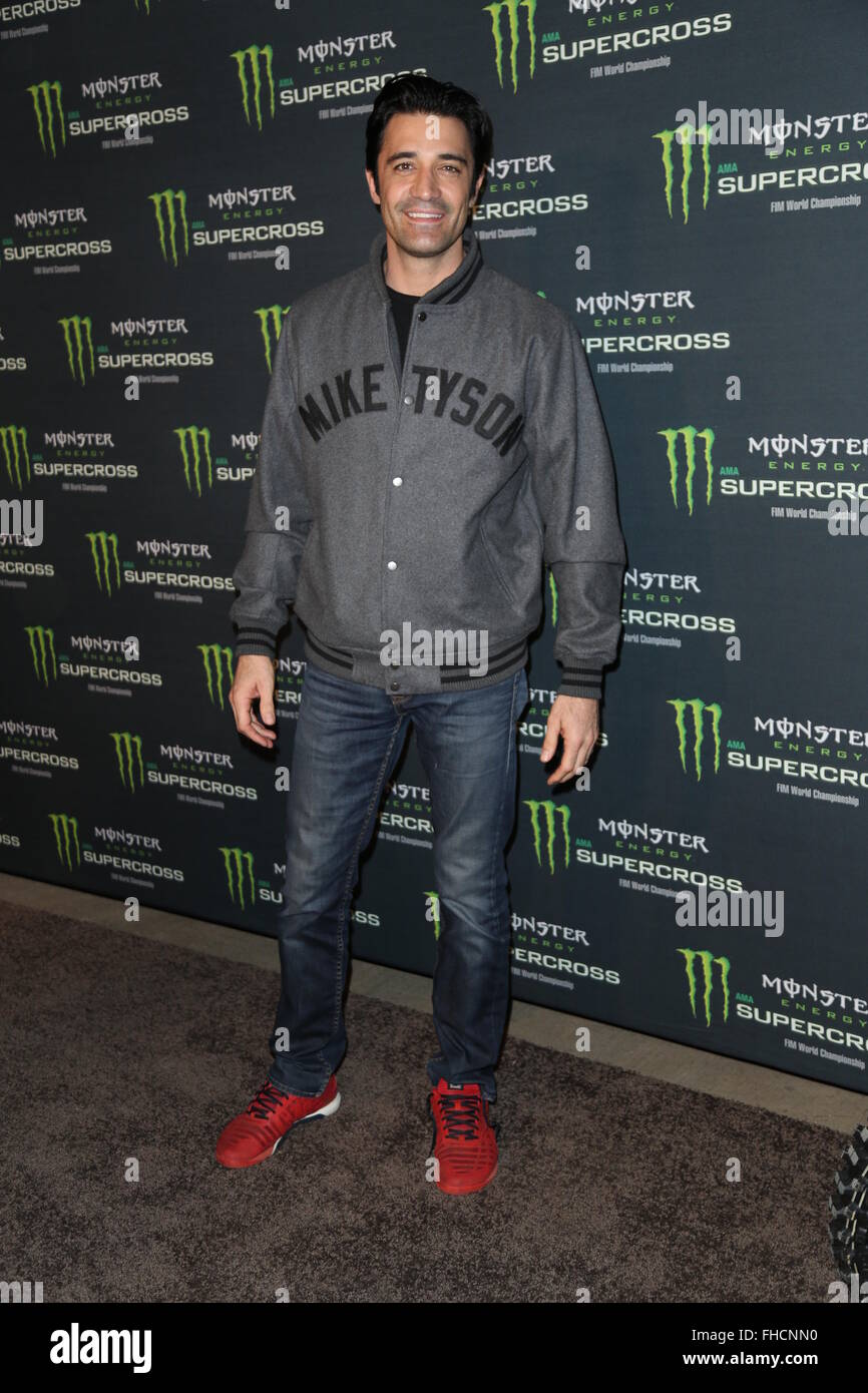 Monster energy supercross 2016 hi-res stock photography and images - Alamy