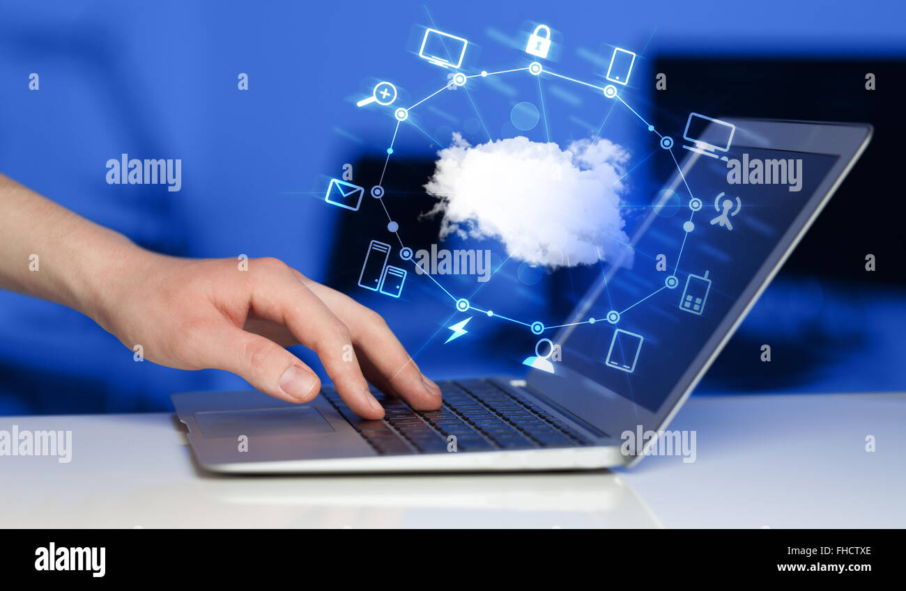 Hand working with a Cloud Computing diagram Stock Photo - Alamy