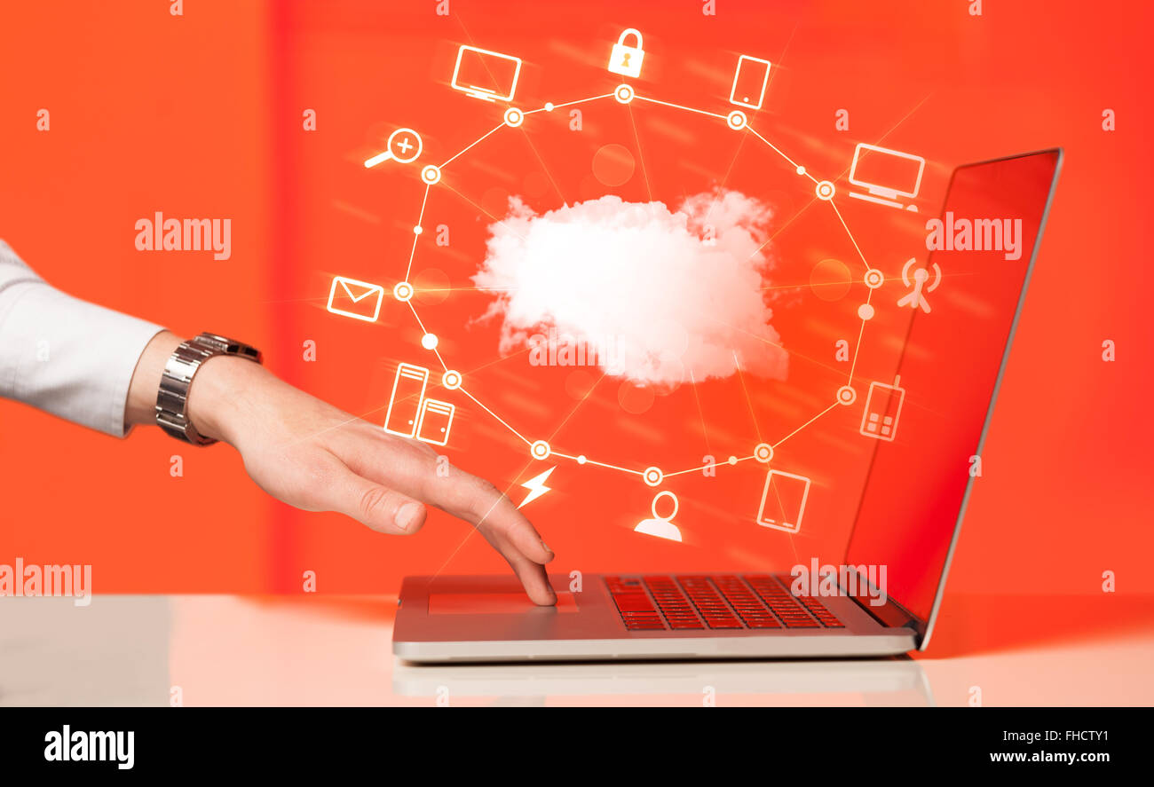 Hand working with a Cloud Computing diagram Stock Photo - Alamy