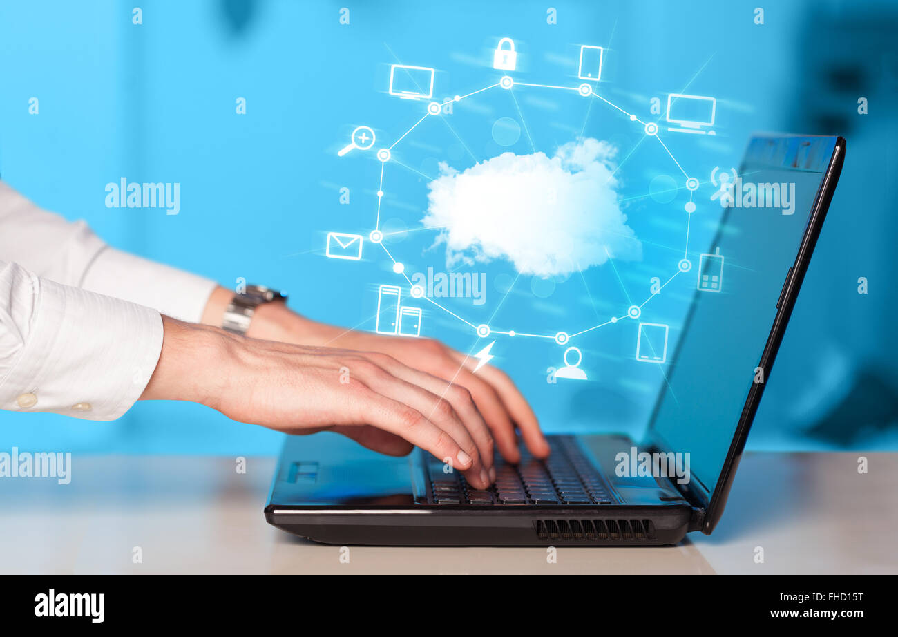 Hand working with a Cloud Computing diagram Stock Photo - Alamy