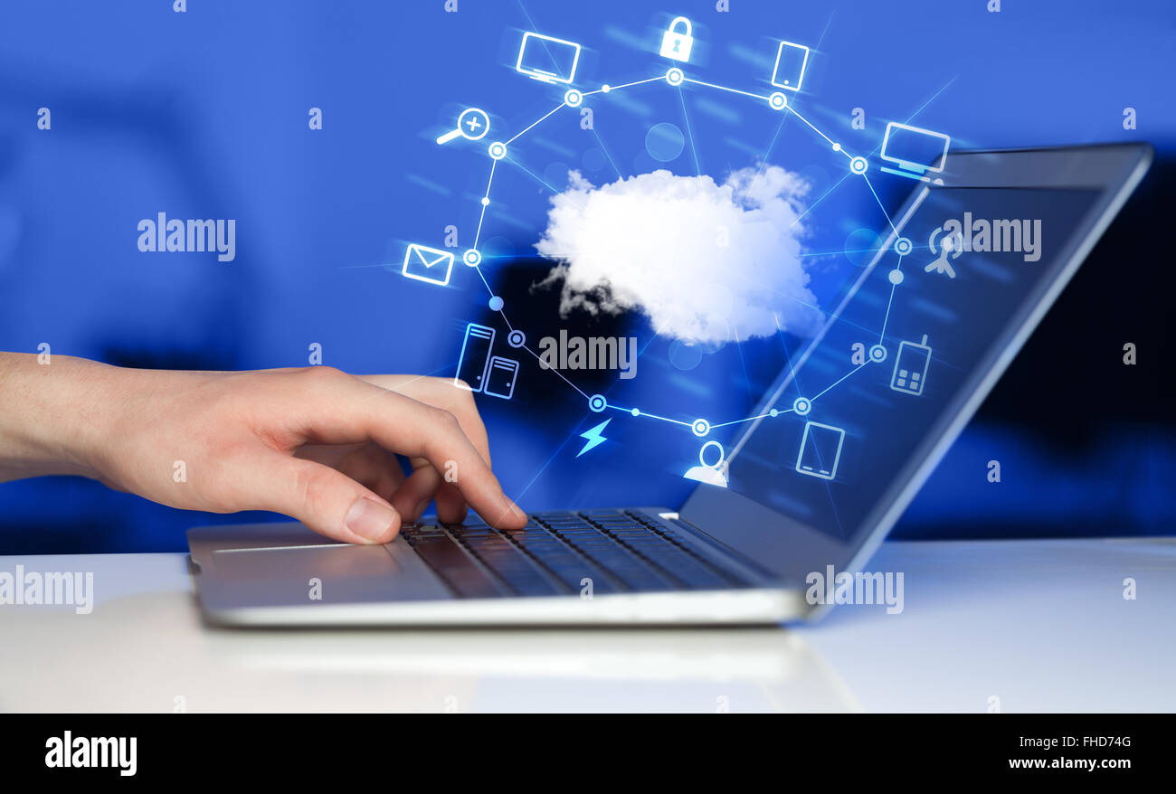 Hand working with a Cloud Computing diagram Stock Photo - Alamy