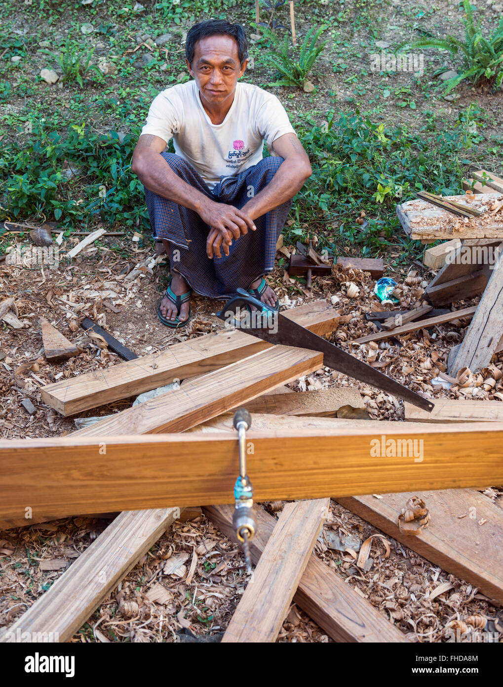 Simple tools hi-res stock photography and images - Alamy