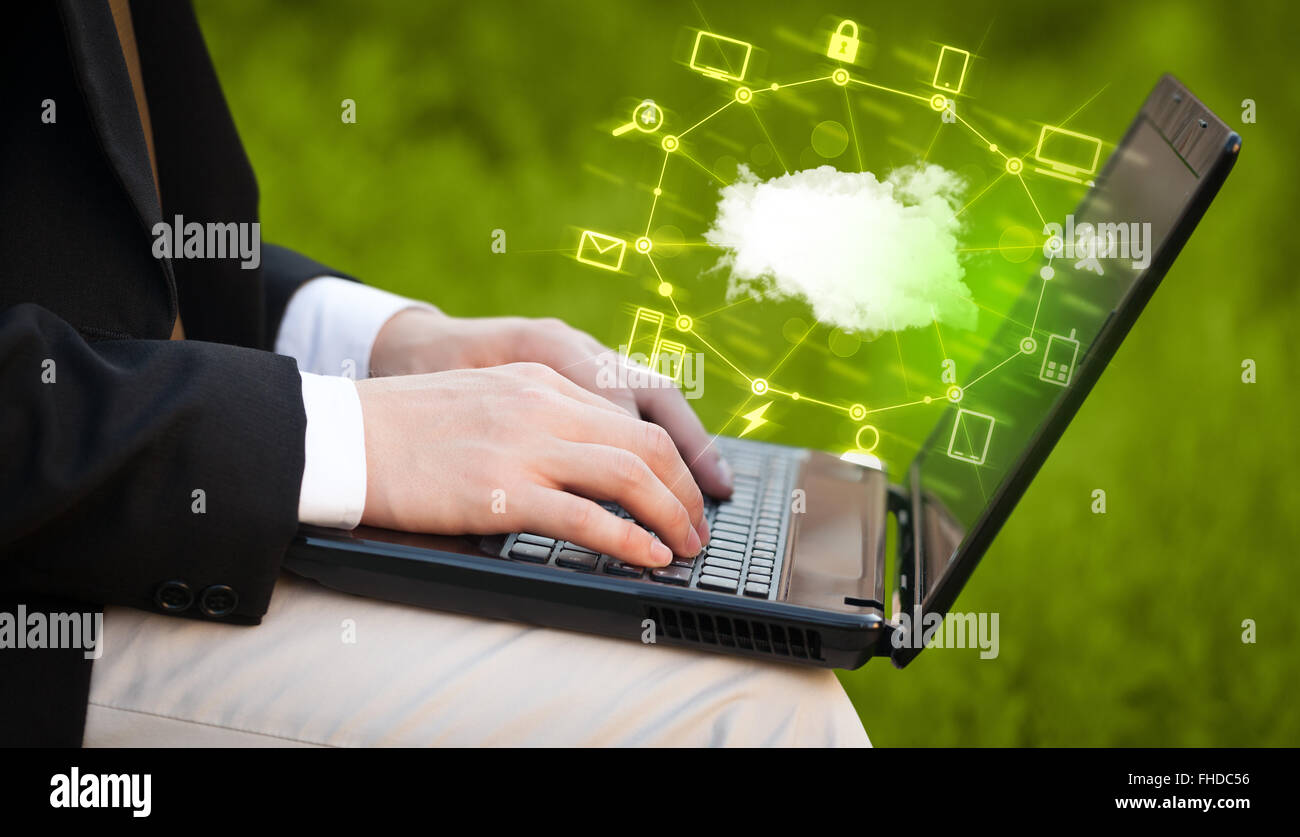 Hand working with a Cloud Computing diagram Stock Photo - Alamy