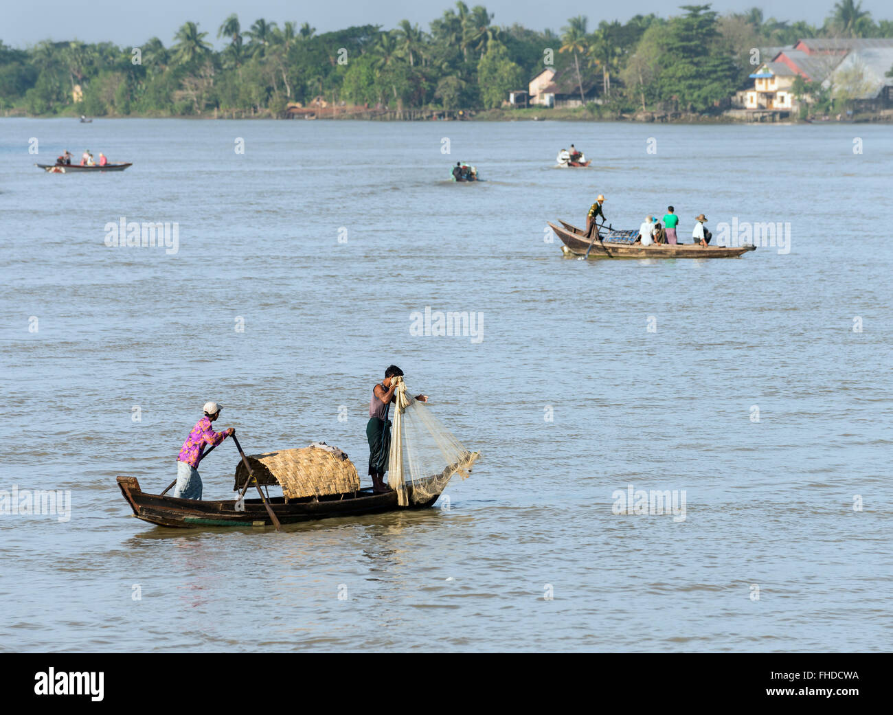 Fishing on the Irrawaddy river, Burma Stock Photo - Alamy
