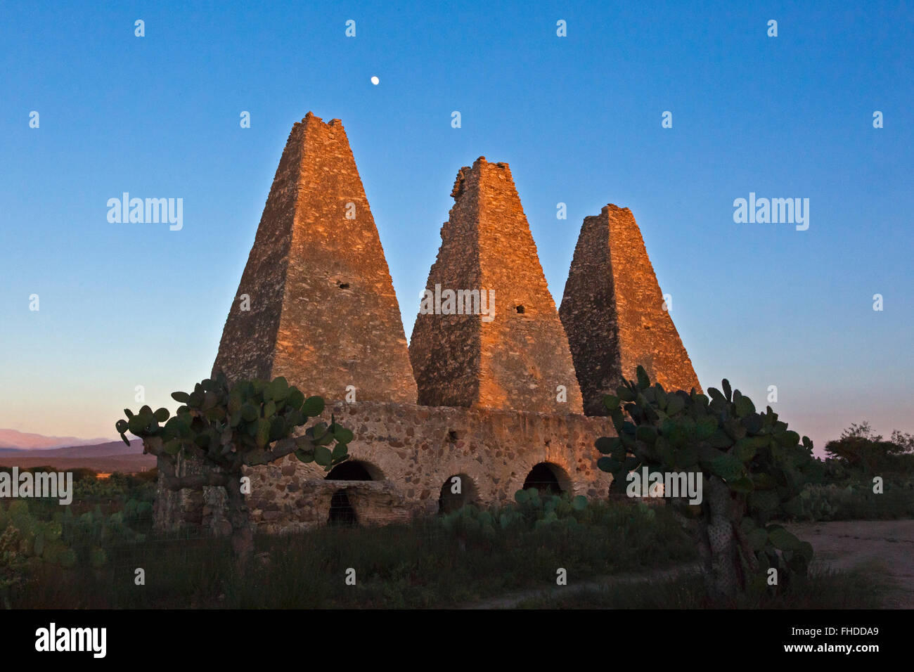 Mineral smelter mexico hi-res stock photography and images - Alamy