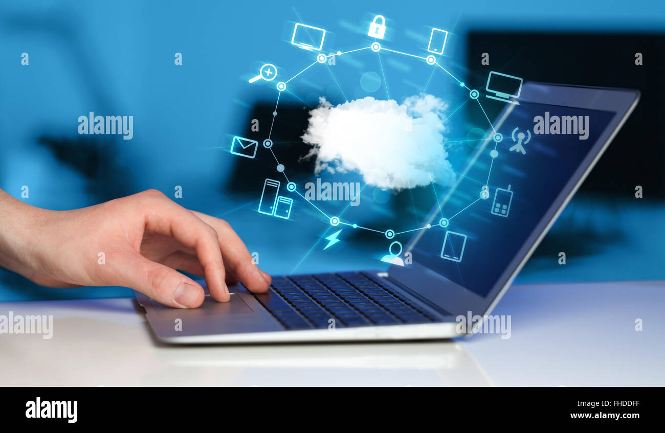 Hand working with a Cloud Computing diagram Stock Photo - Alamy