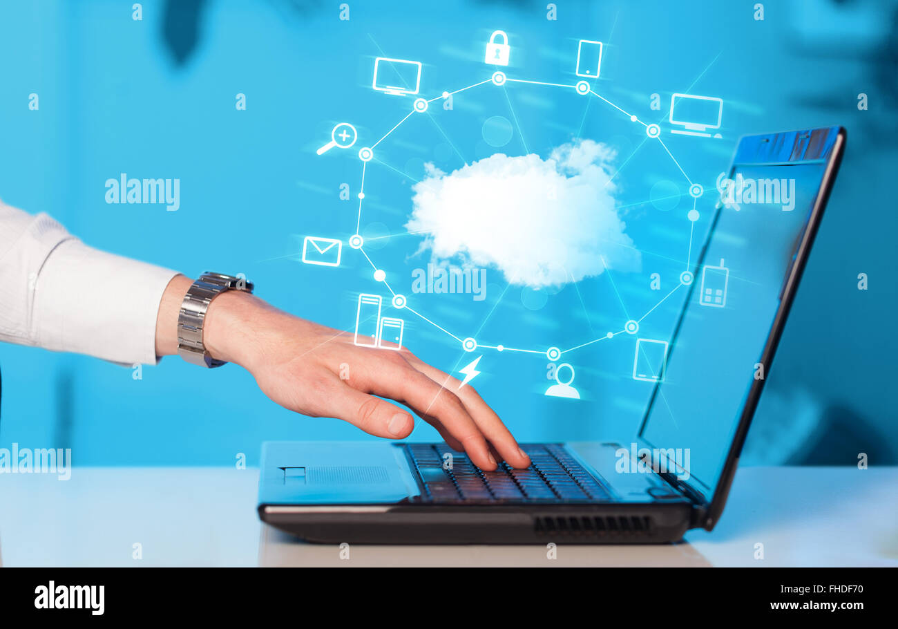Hand working with a Cloud Computing diagram Stock Photo - Alamy