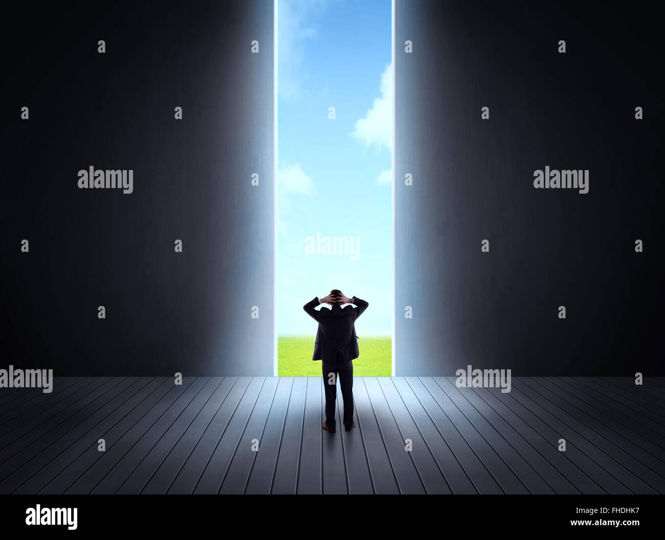 Walking gate hi-res stock photography and images - Alamy