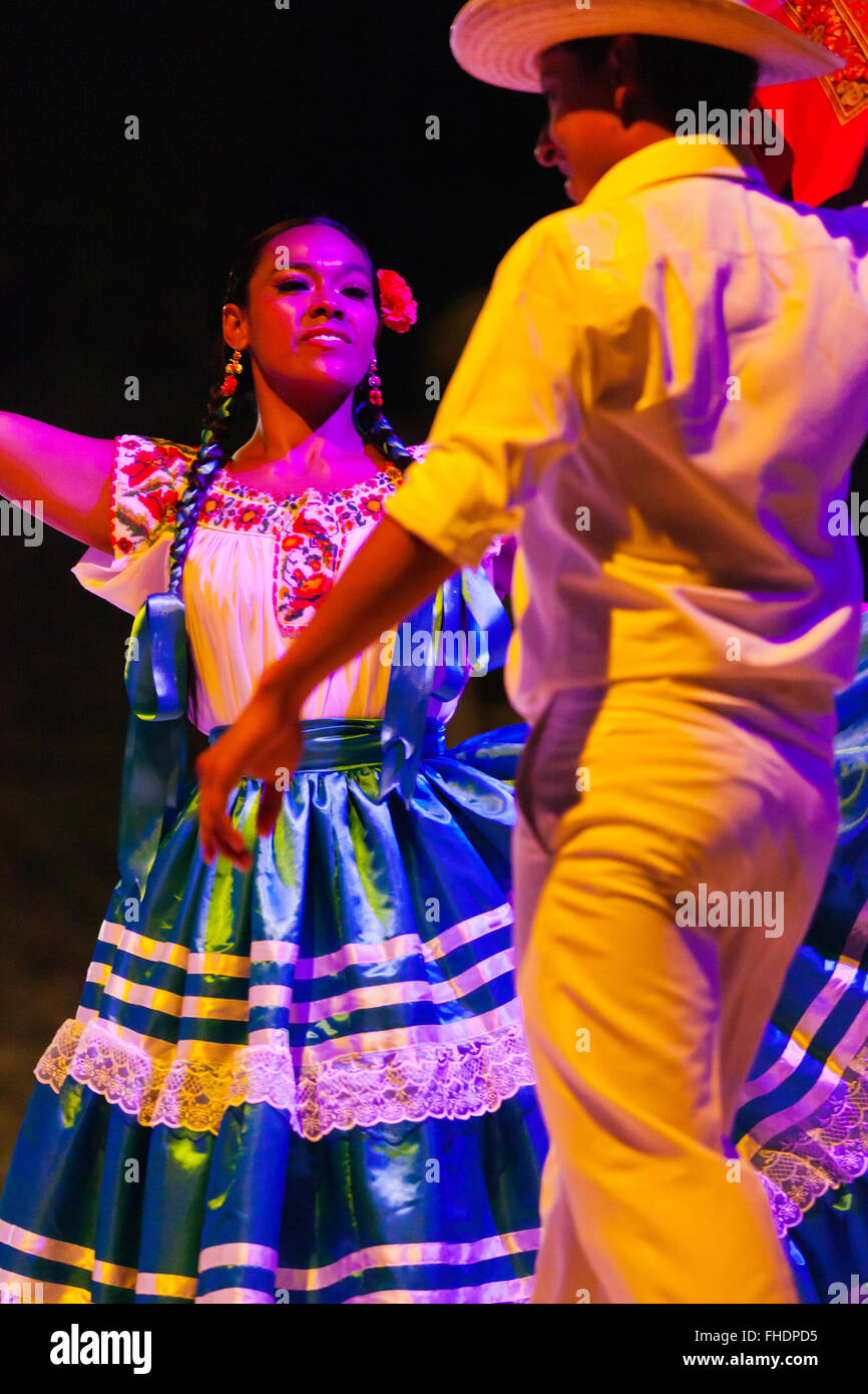 Plaza de la danza hi-res stock photography and images - Alamy