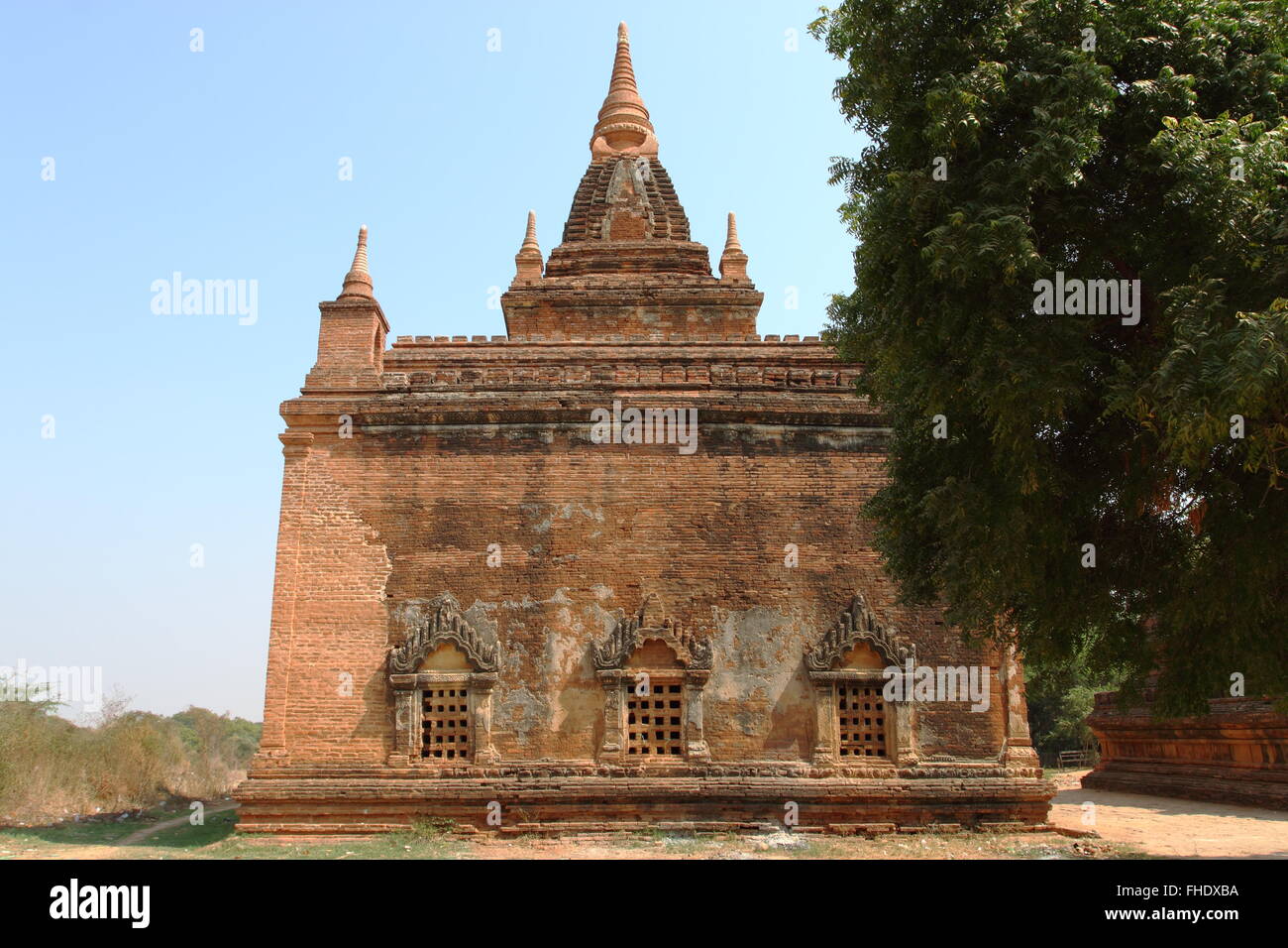 old Buddhist temples and pagodas in Bagan, Myanmar Stock Photo - Alamy