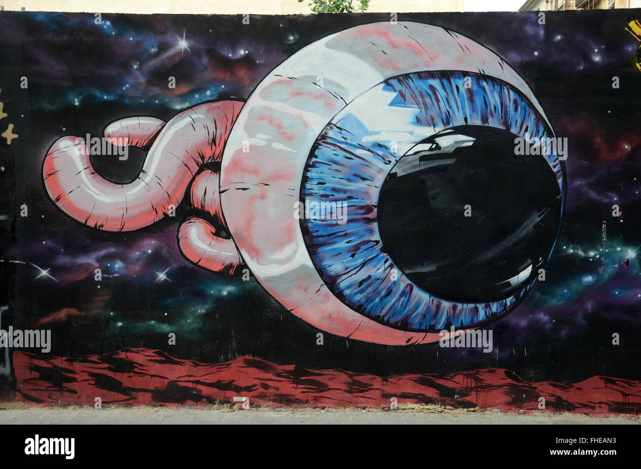 Decorative street art graffiti eye hi-res stock photography and images ...