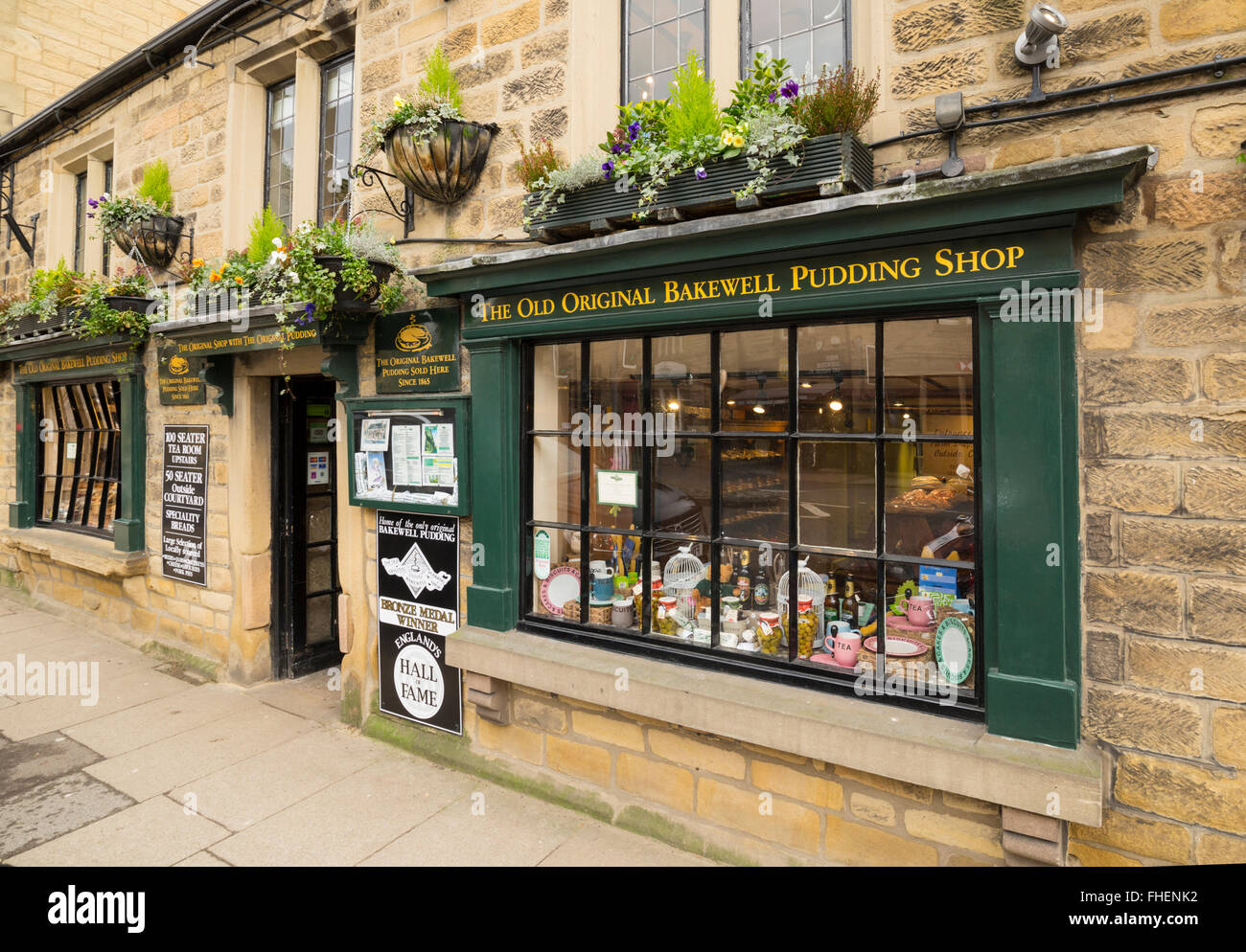 The Origonal Bakewell Pudding Shop Stock Photo - Alamy