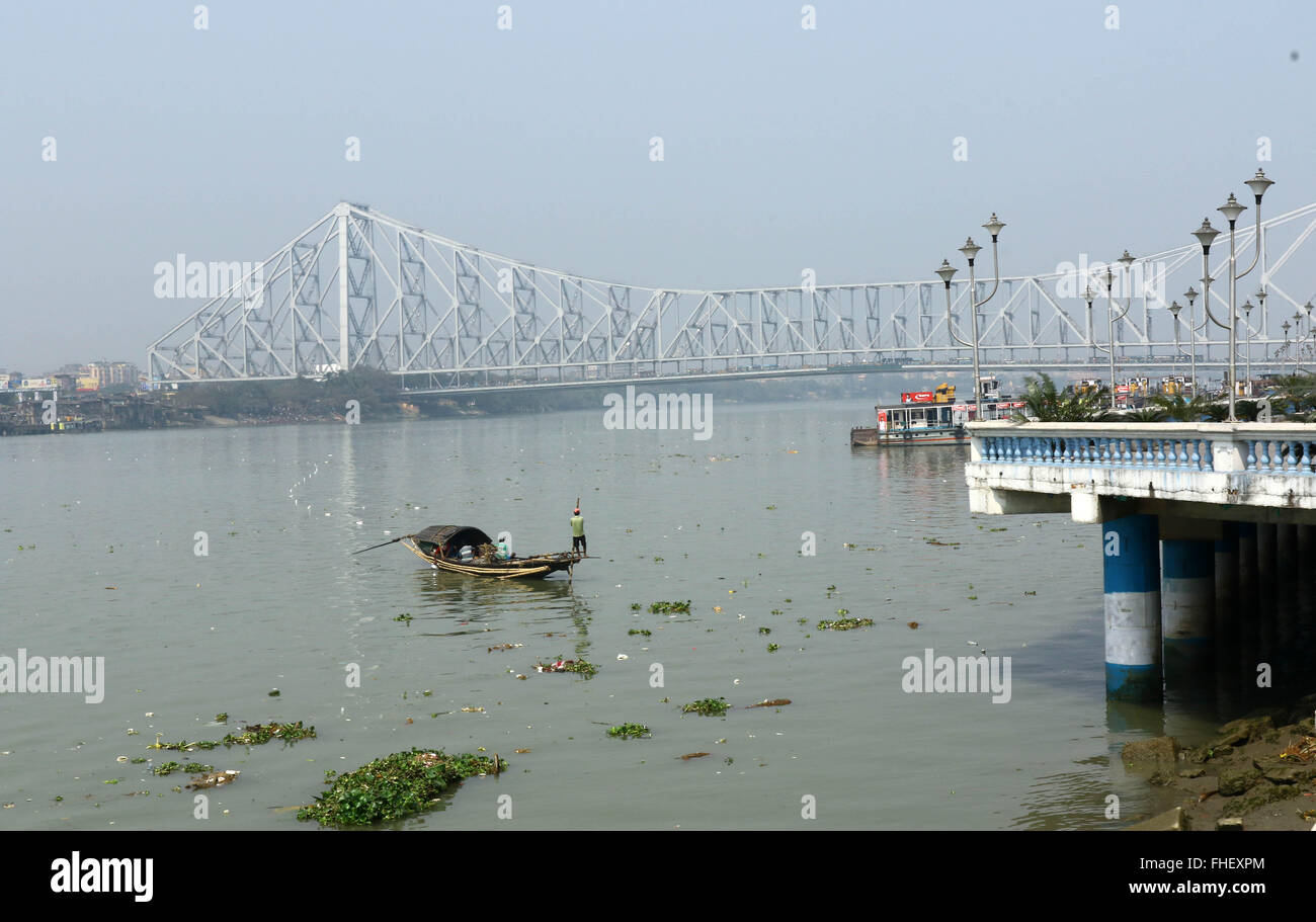 Calcutta, India 18 February 2016. Hooghly River. On the background the ...