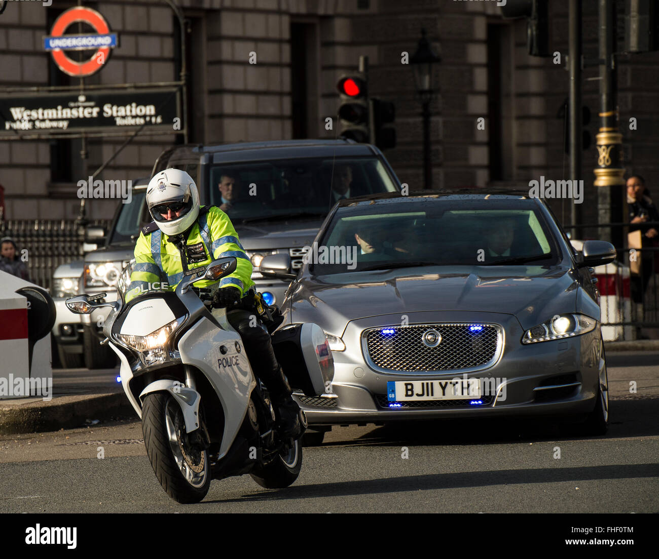 Police car leading the way hi-res stock photography and images - Alamy