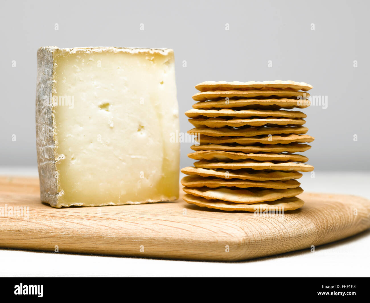 Cheese and Crackers Stock Photo - Alamy