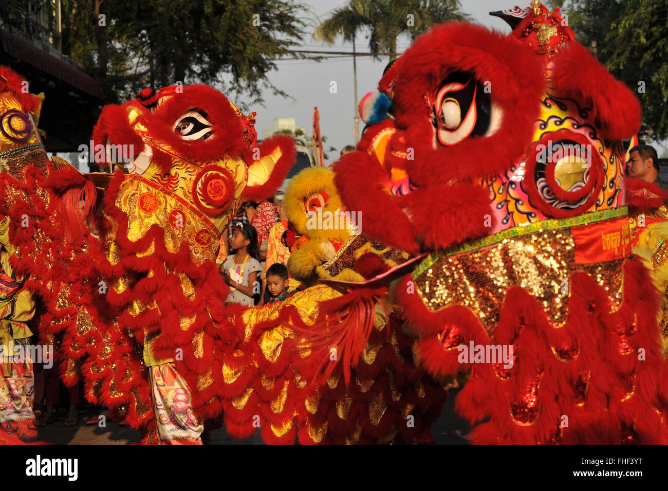 Phnom Penh celebrates "Year of the Monkey" w/ traditional Lion dancing ...