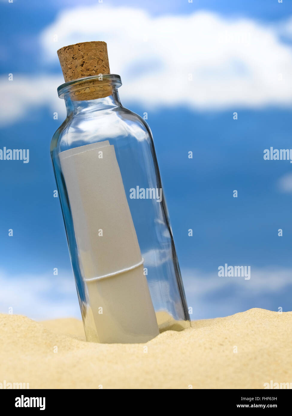 Letter message bottle hi-res stock photography and images - Alamy