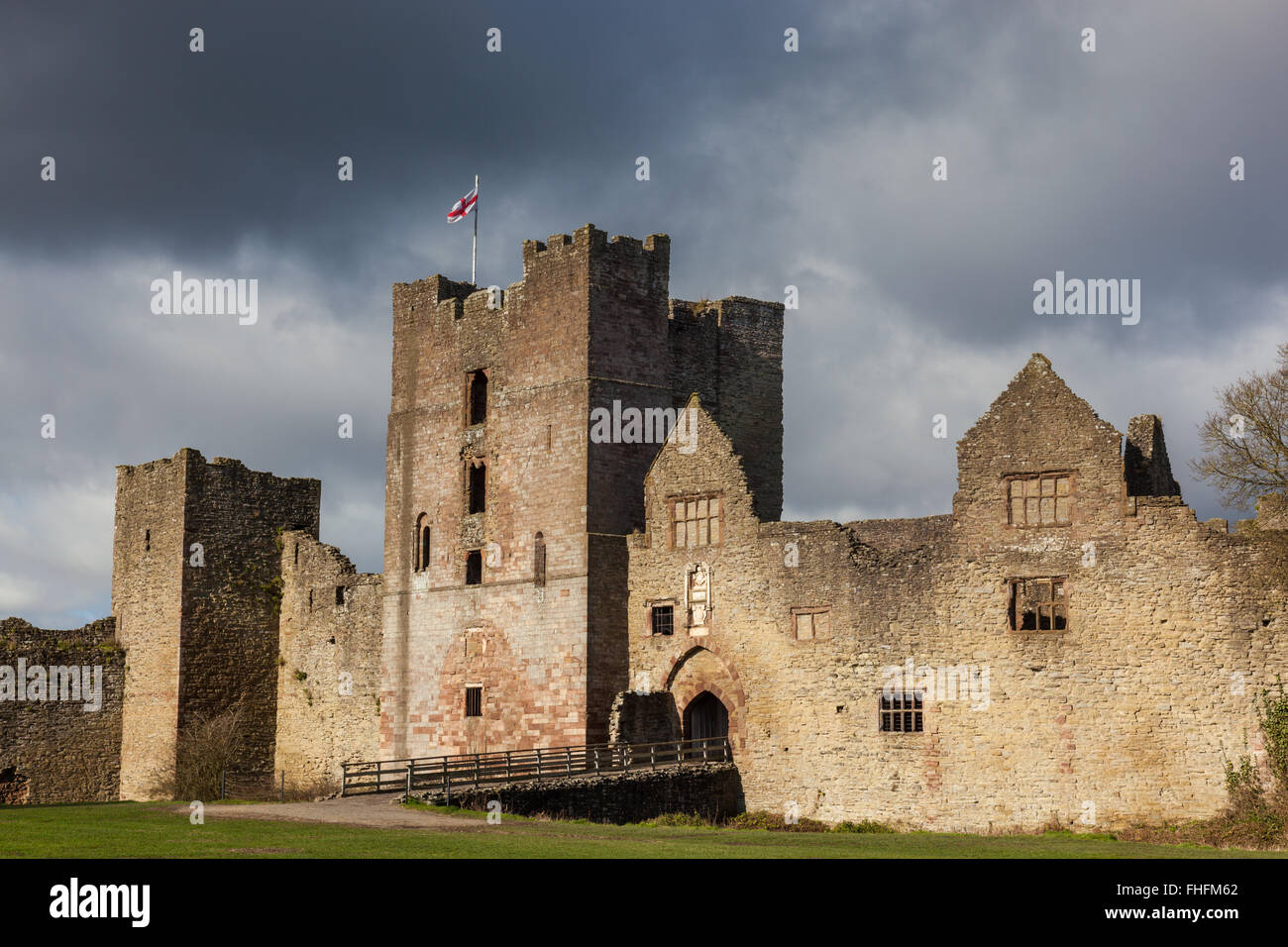 Ludlow Castle, Ludlow, Shropshire, England, UK Stock Photo - Alamy