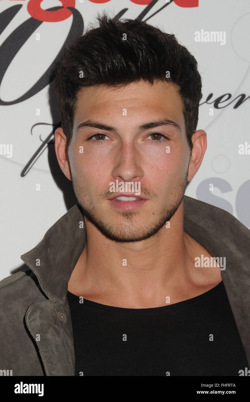 Robert scott wilson hi-res stock photography and images - Alamy