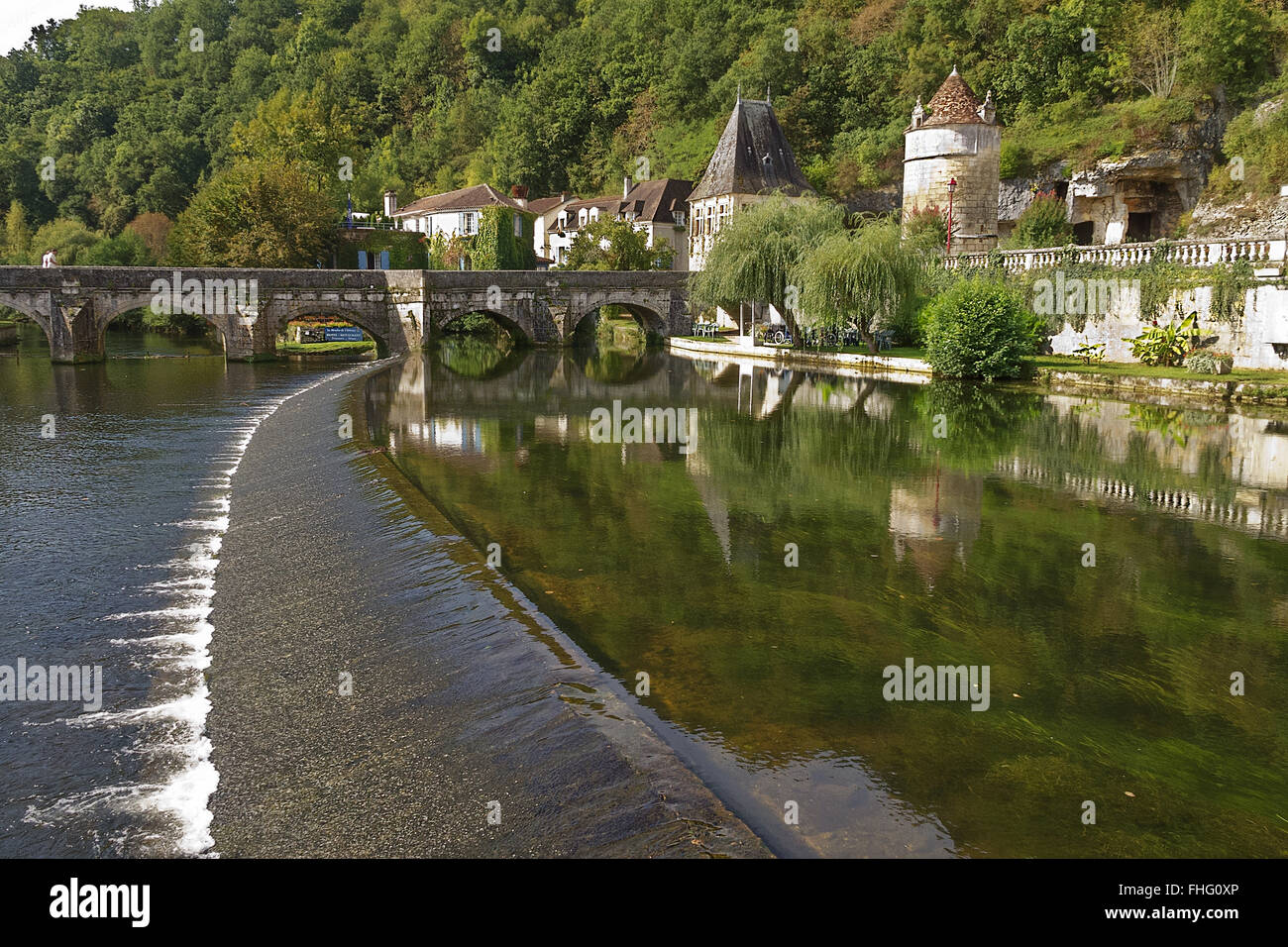 Weir bridge hi-res stock photography and images - Alamy