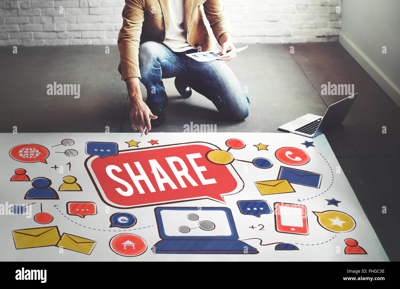 Share Sharing Portion Media Connection Feedback Concept Stock Photo - Alamy