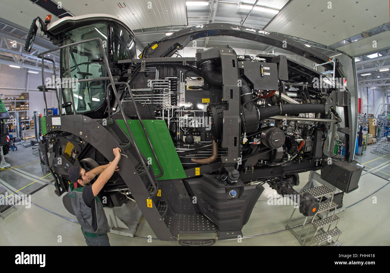 AGCO GmbH employees assemble the Katana model in the production hall ...