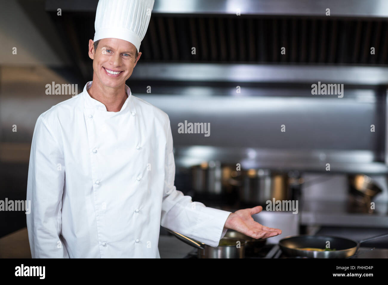 Chefs smiling hi-res stock photography and images - Alamy
