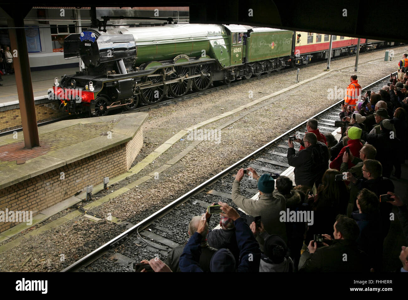 Kings cross station lner trains hi-res stock photography and images - Alamy